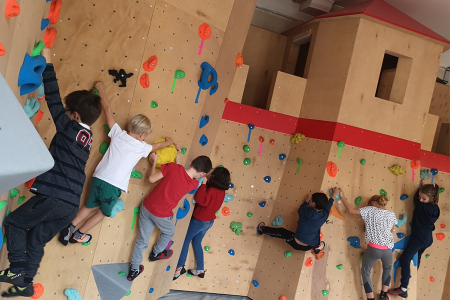 L'escalade pour les enfants | The Roof Rennes